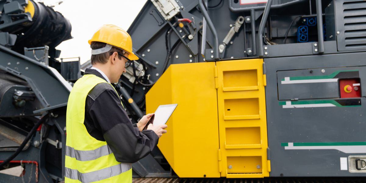 AlignOps Acquires FleetWatcher